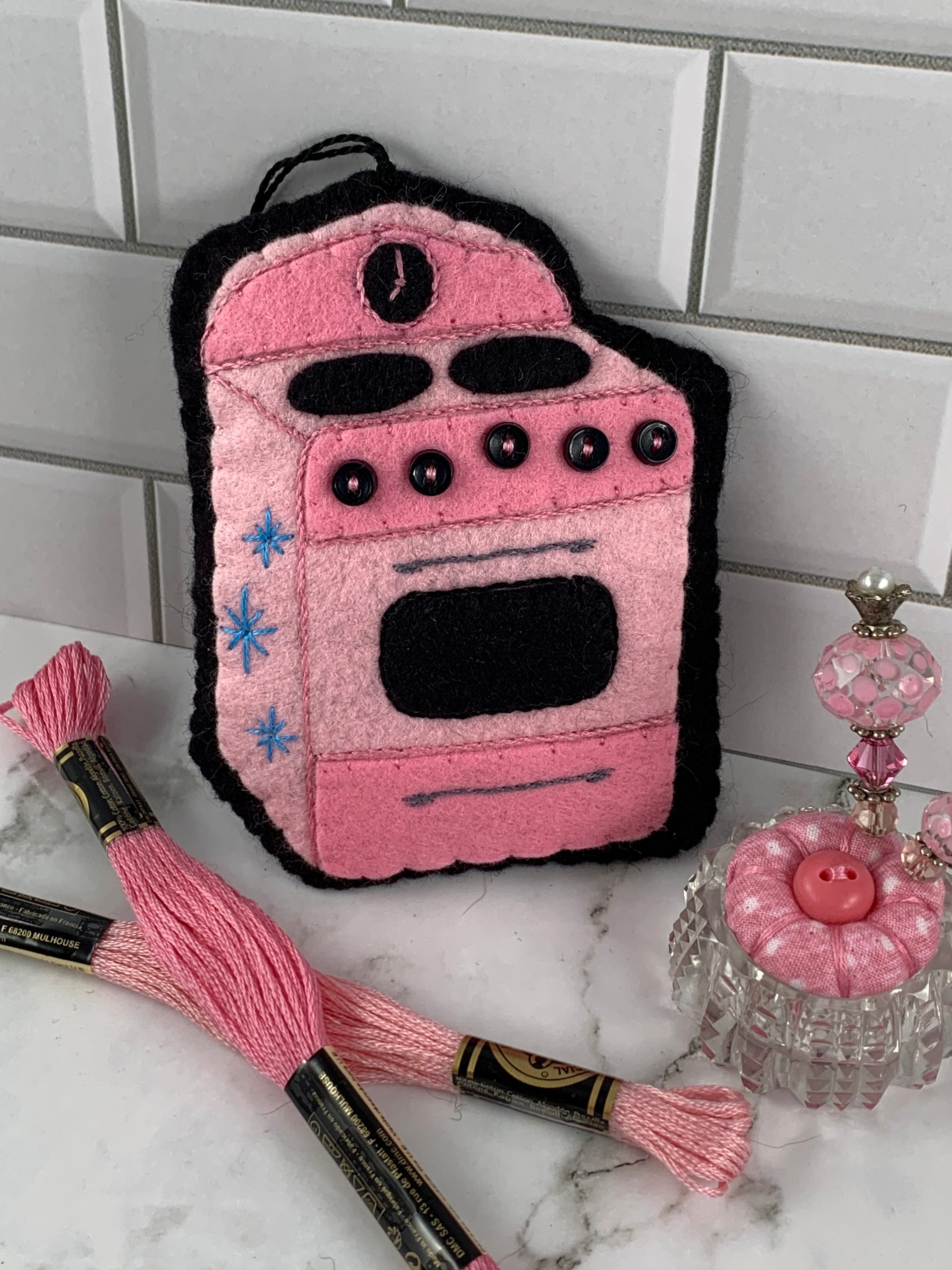 Retro MCM Pink Refrigerator and Stove Wool Felt Applique Ornament ...