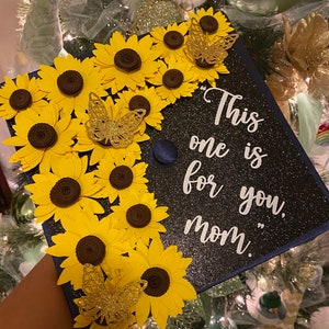 Graduation Cap Topper With 3D Sunflowers and Butterflies | Graduation ...