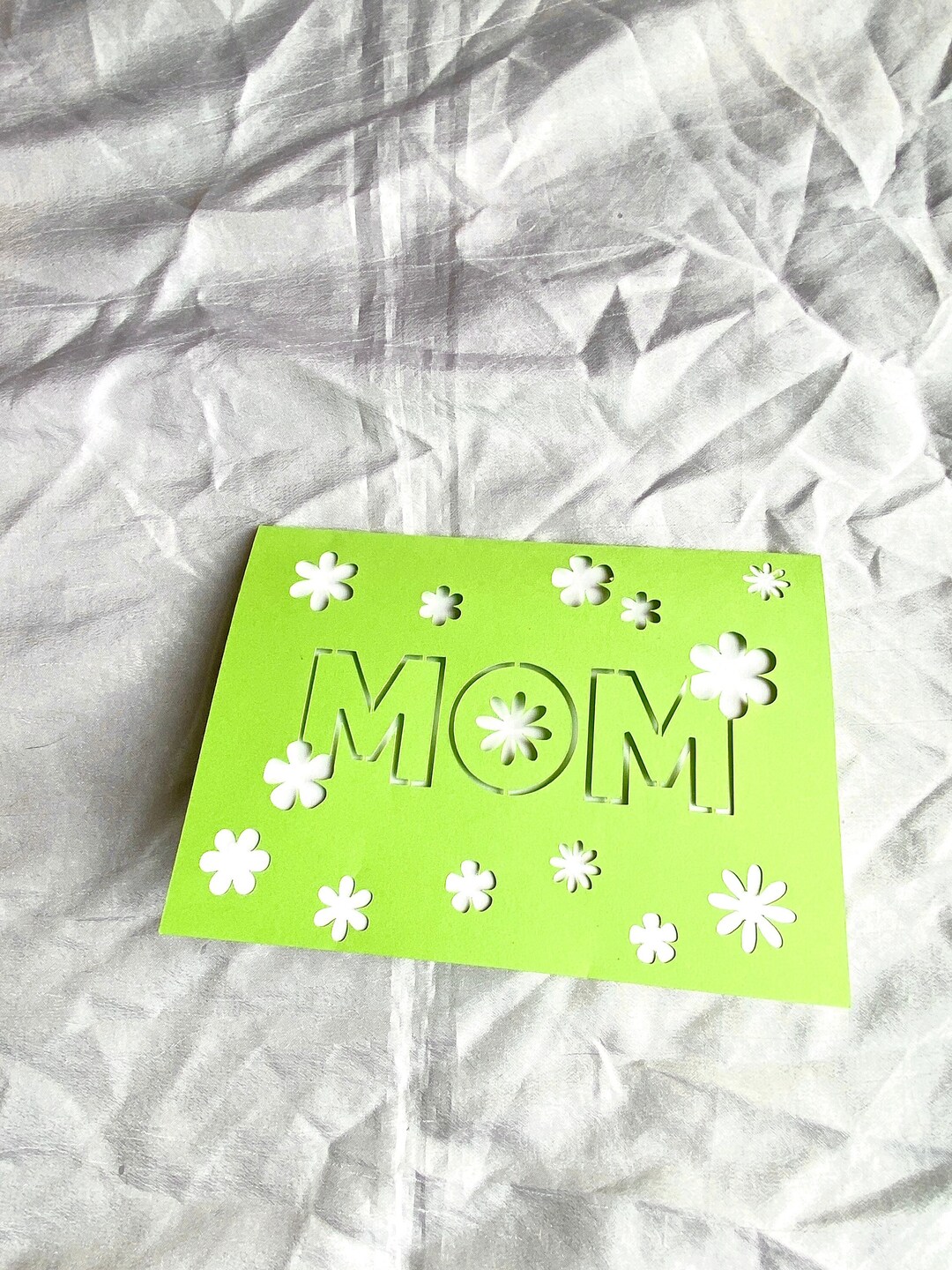 Retro Birthday Card for Mom With Flowers Template, Floral Mom Card ...