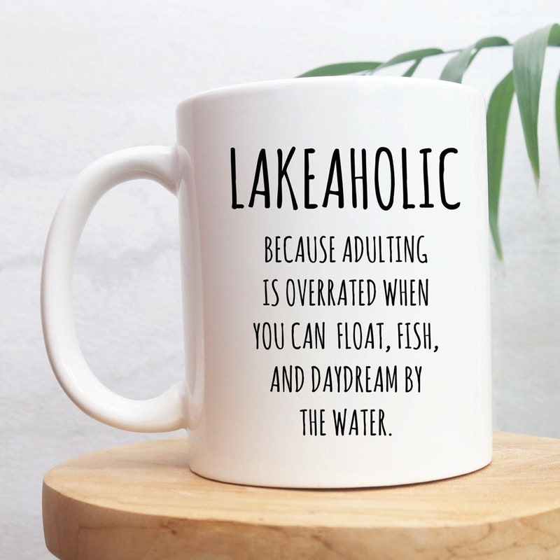 Lake House Gift - 60+ Gift Ideas for 2024
