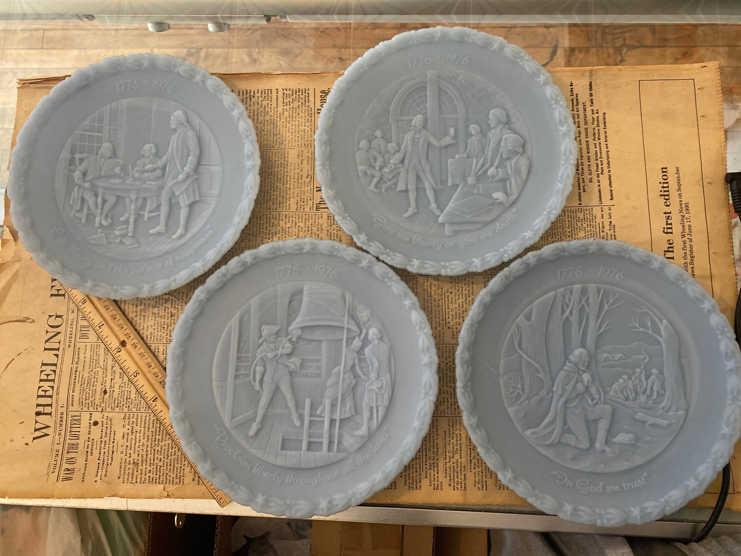 Fenton Bicentennial Collectible Plates. - Etsy