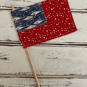 3 Small Flags USA Fabric Flag Set Patriotic Tiered Tray - Etsy