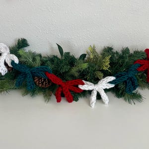 Christmas Bow Garland, Coquette Bow Wall Hanging, Holiday Decoration ...