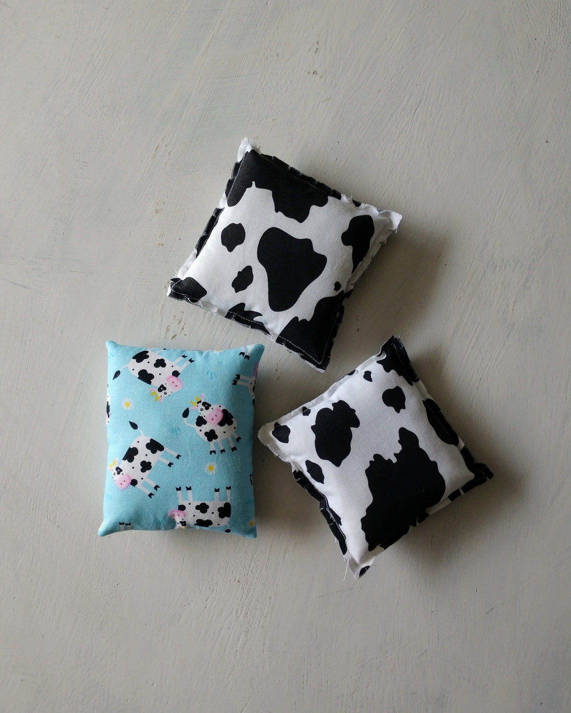 Cow Mini Pillows Set of 3 Cow Mini Pillows Decor Cow Tiered - Etsy
