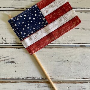 3 Small Flags, USA Fabric Flag Set, Patriotic Tiered Tray, Plant Pokes ...