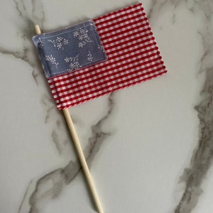 3 Small Flags, USA Fabric Flag Set, Patriotic Tiered Tray, Plant Pokes ...