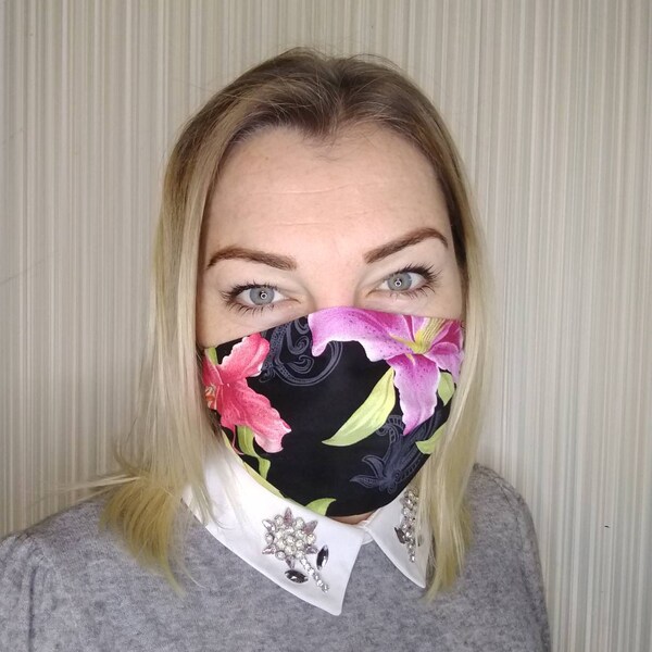 Lily Face Mask - Etsy