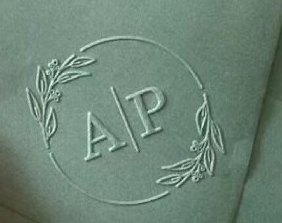 Personalisierter Zwei Initialen Prägestempel/Hochzeitslogo Prägung ...