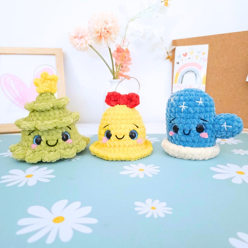 Low Sew Classic Christmas Ornaments Bundle Tree Bell Mitten Amigurumi ...