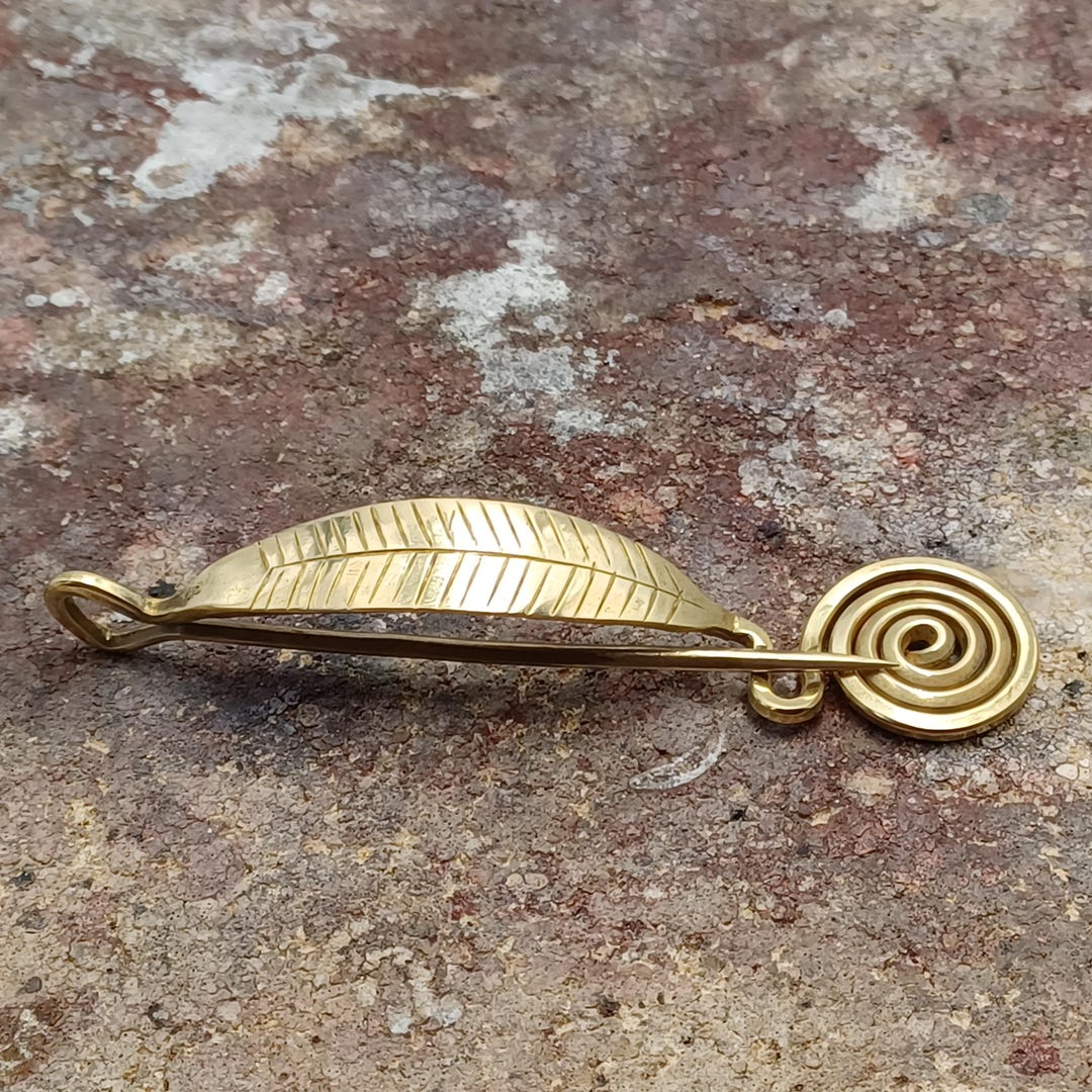 Brass Spiral Fibula barbuise Type. 3.54 - Etsy