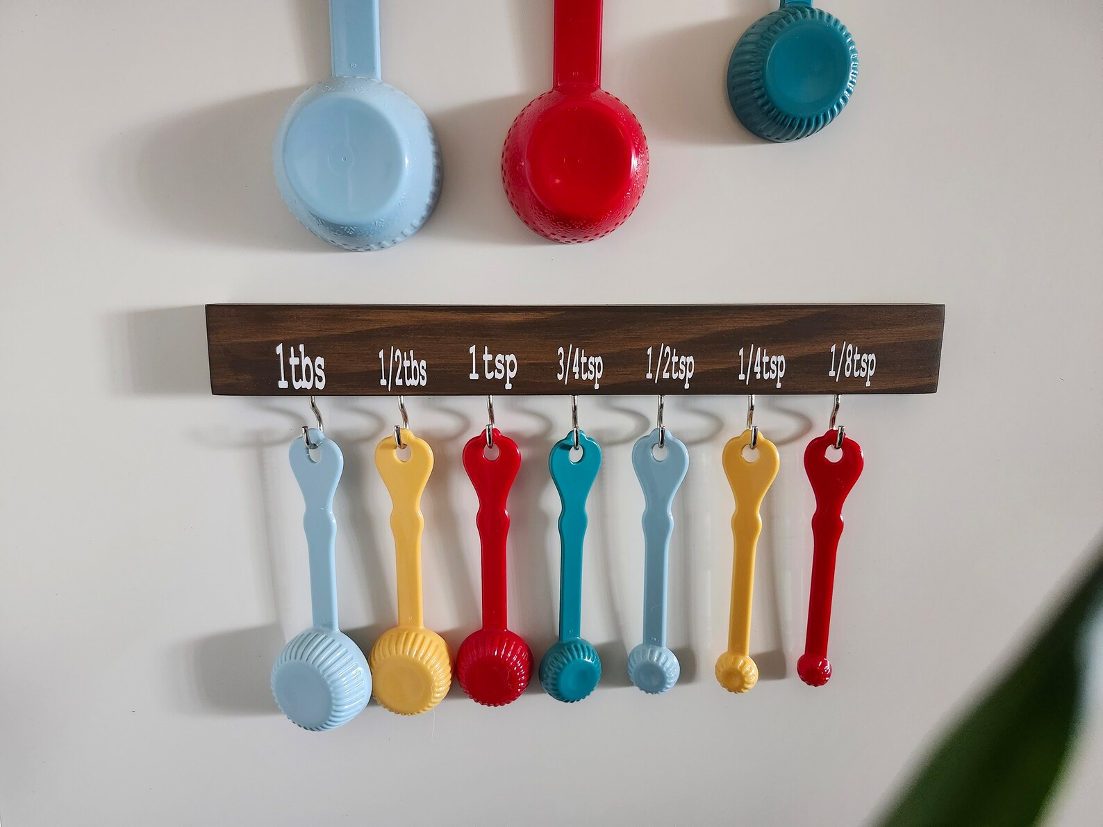 Kitchen Wall Decor Organizer ,measuring Cups & Spoons Holder, Unique ...