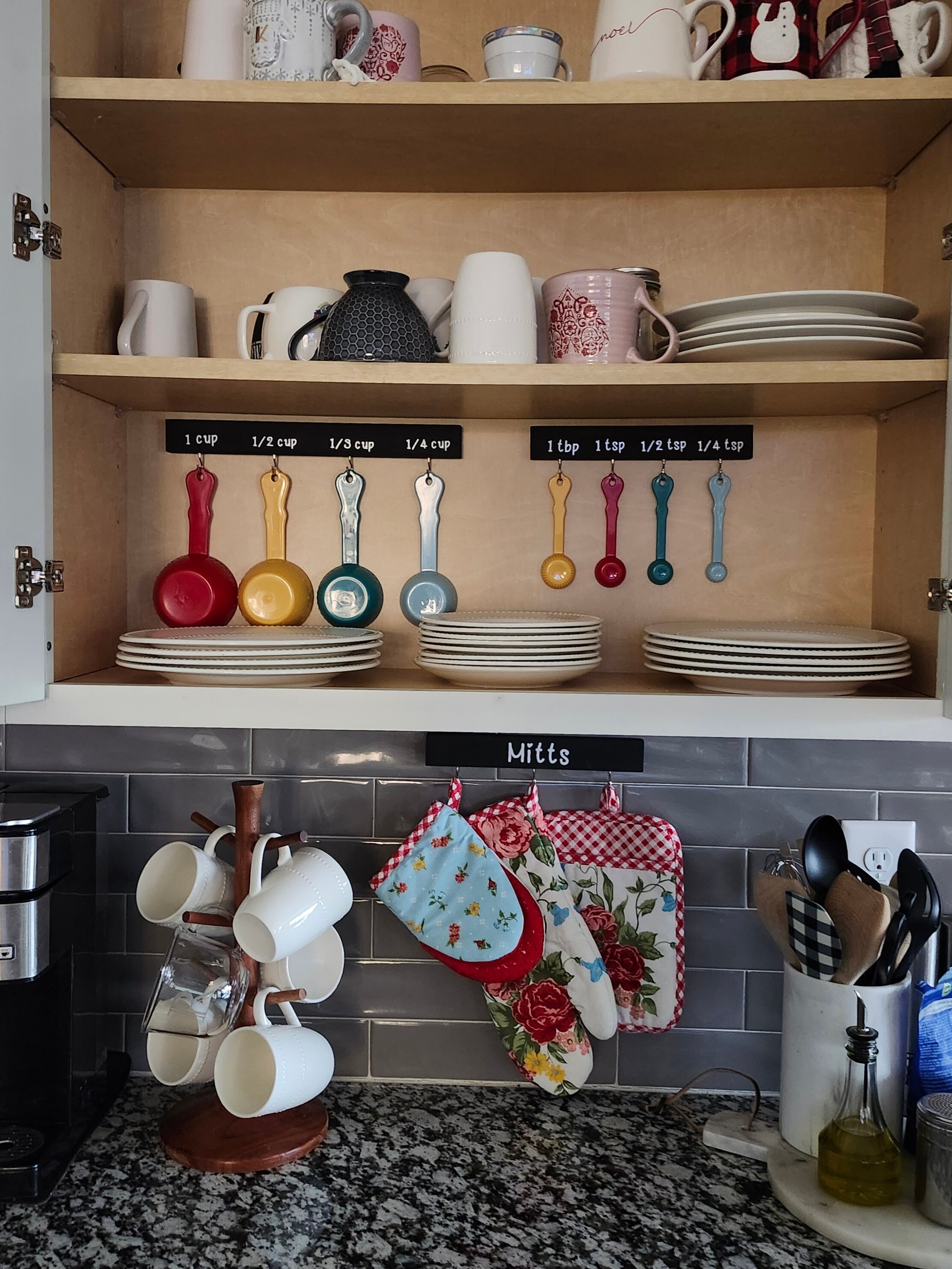 Oven Mitt Holder, Pot Holder Hanger, Kitchen Decor, Farmhouse Kitchen ...
