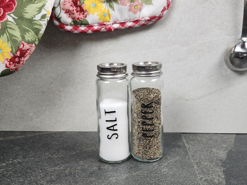 Salt and Pepper Shaker, Clear Glass Jar Shaker, Stainless Steel ...