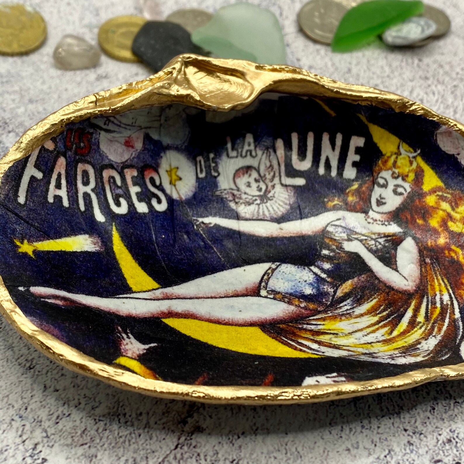 Decoupage Clam Shell Decor Circus Art Carnival Life Beach - Etsy