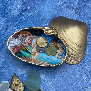 Decoupage Clam Shell Decor, Birth of Venus, Roman Goddess of Love and ...