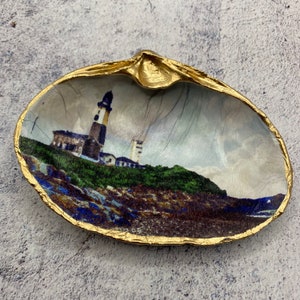 Decoupage Clam Shell Decor, Montauk Lighthouse Art, Handmade Ring Dish ...