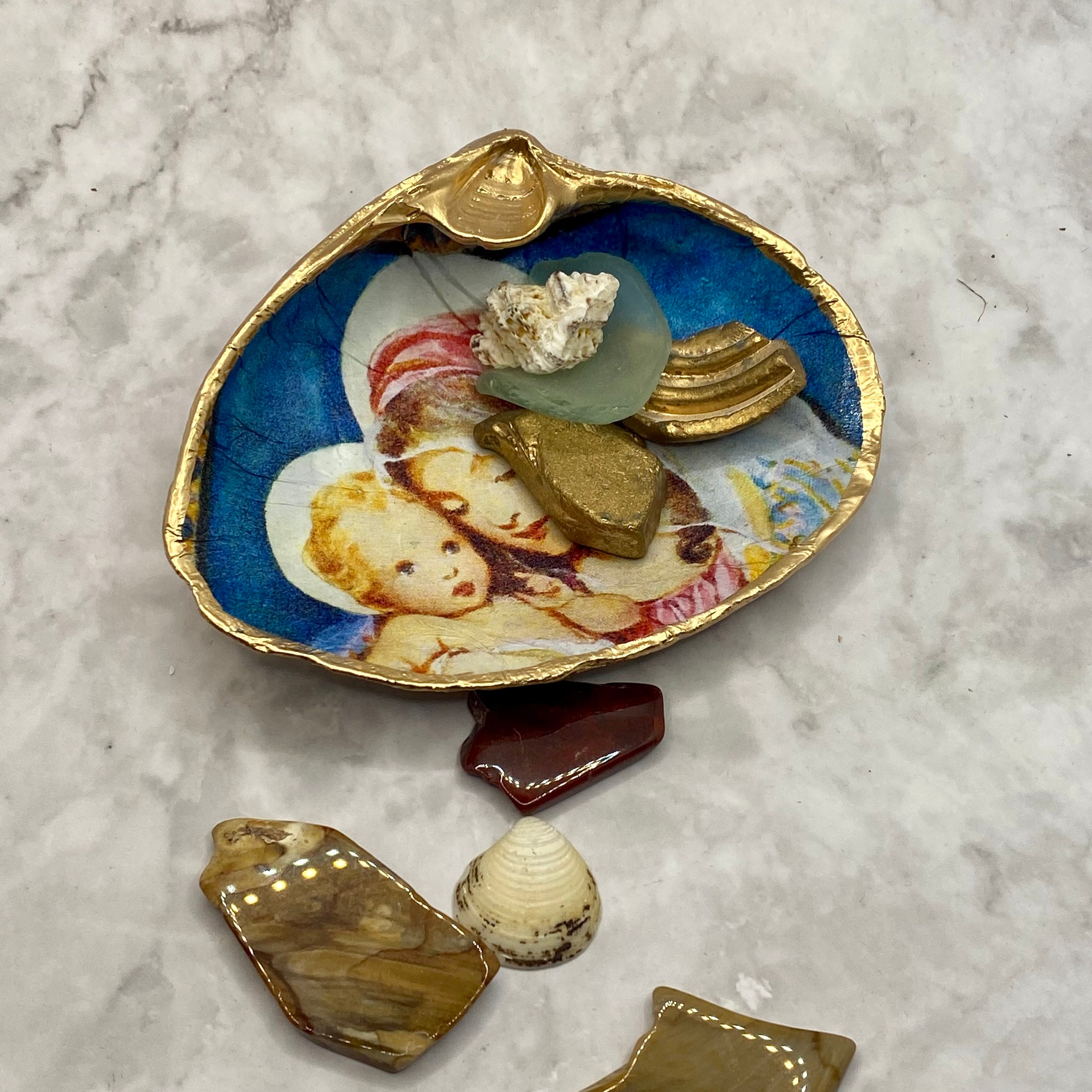 Decoupage Clam Shell Virgin Mary and Baby Jesus Religious | Etsy