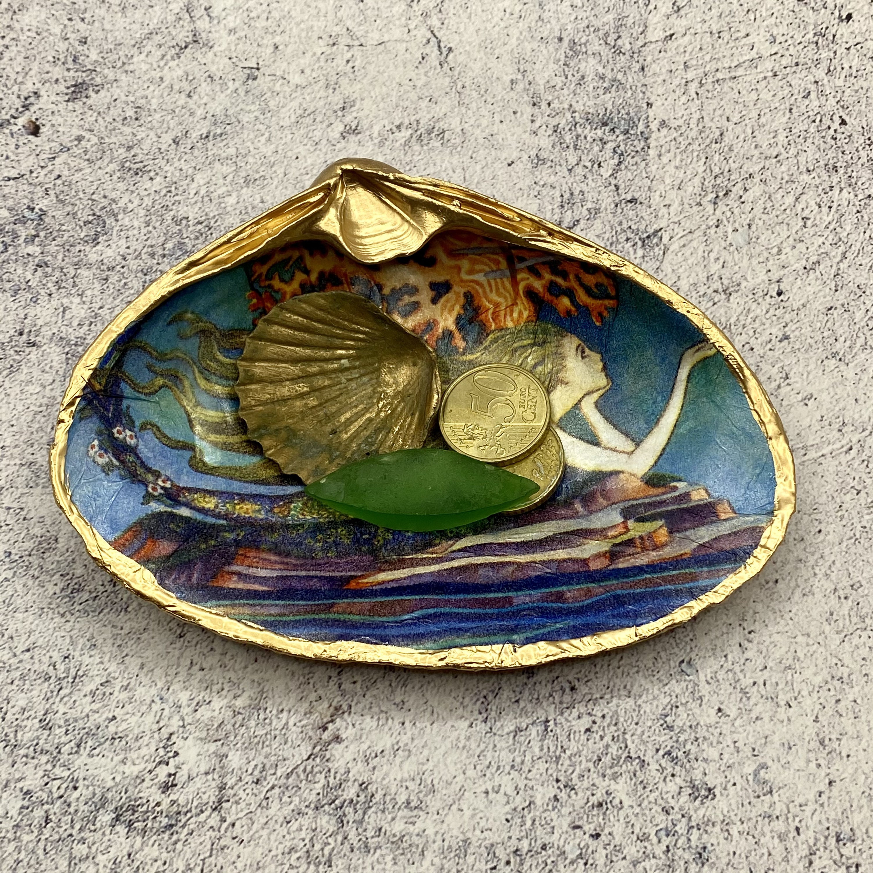 Decoupage Clam Shell Decor, Art Deco Mermaid, Vintage Fantasy Art ...