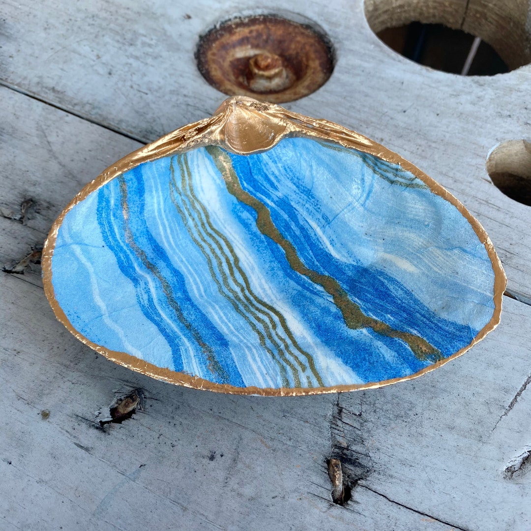 Mermaid Decor, Decoupage Shell Art, Decoupage Shells, Beach Decor, Clam ...