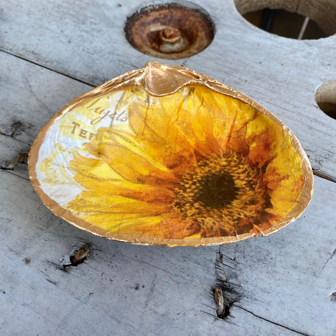 Decoupage Clam Shell, Sunflower Art, Mermaid Gifts, Beach House Decor ...