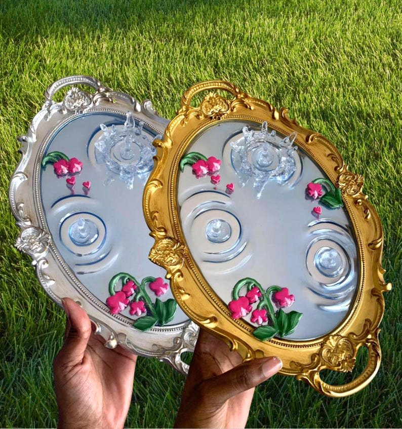 Overflowing Grace | Bleeding Hearts Gold/silver Round Resin Mirror ...