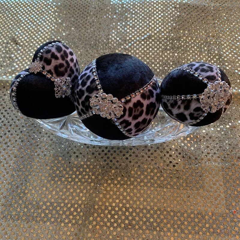 Gucci Ornament - Etsy