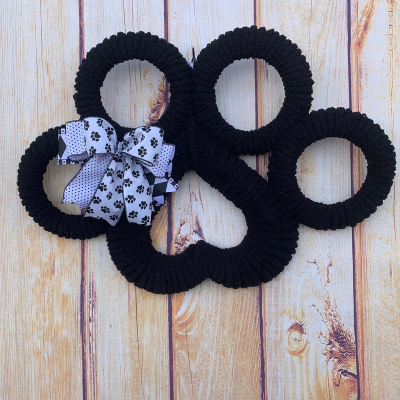 Dog Paw Wreath - Etsy