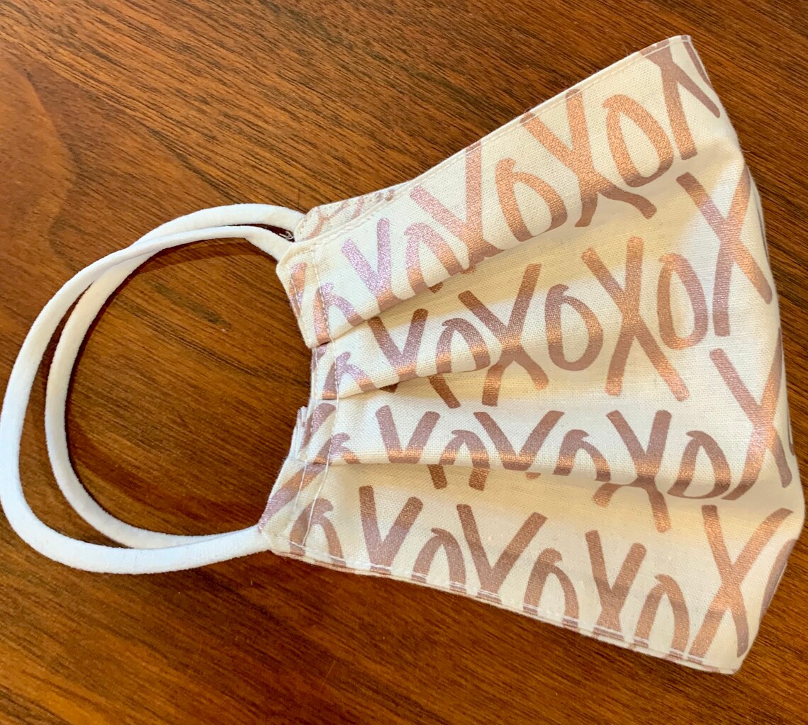 Reversible Face Mask Reversible XOXO Hugs and Kisses Love | Etsy