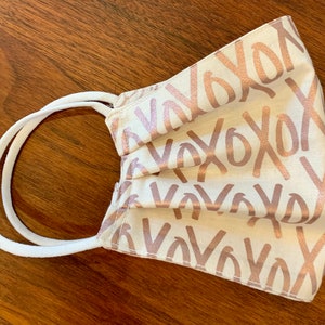 Reversible Face Mask - Reversible XOXO Hugs and Kisses Love Face Mask ...