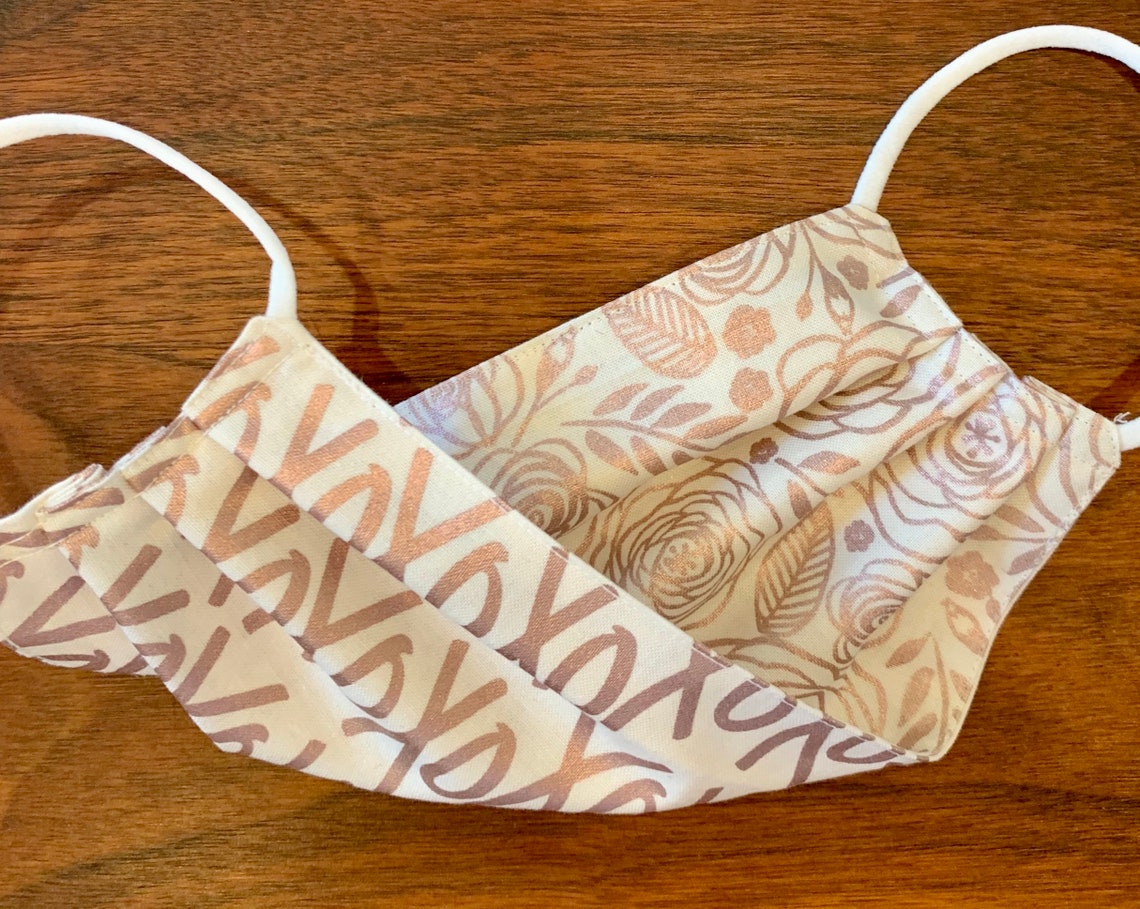 Reversible Face Mask Reversible XOXO Hugs and Kisses Love | Etsy