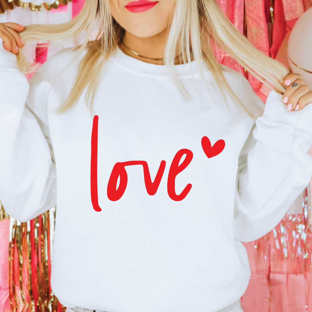 Love Heart SVG: Valentine's Day Shirt Design (digital Download) - Etsy