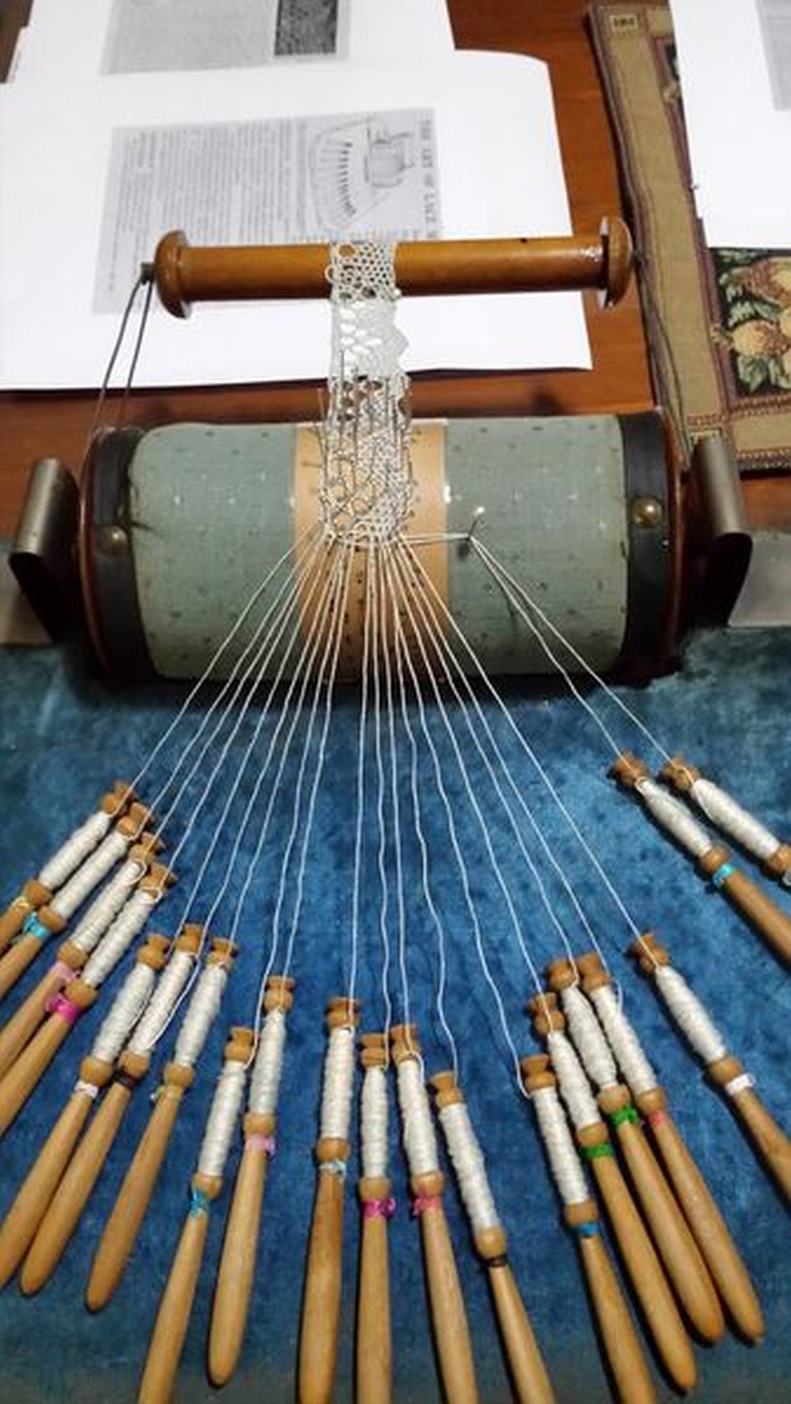 TORCHON LACE TUTORIAL Booklet Plus Templates - 25 Lessons to Teach ...