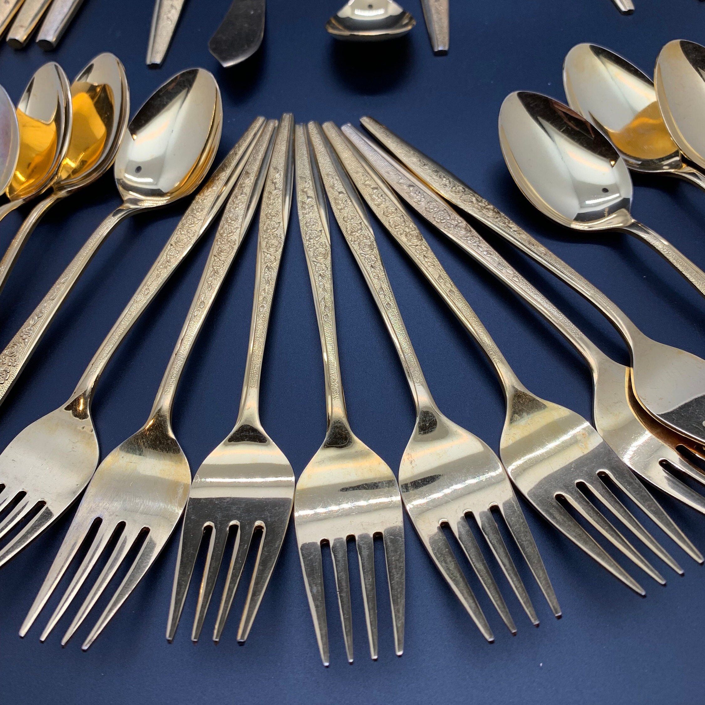 USED Vintage Flatware Set 45 Pieces, Carlyle Silverware GOLDEN BANQUET ...