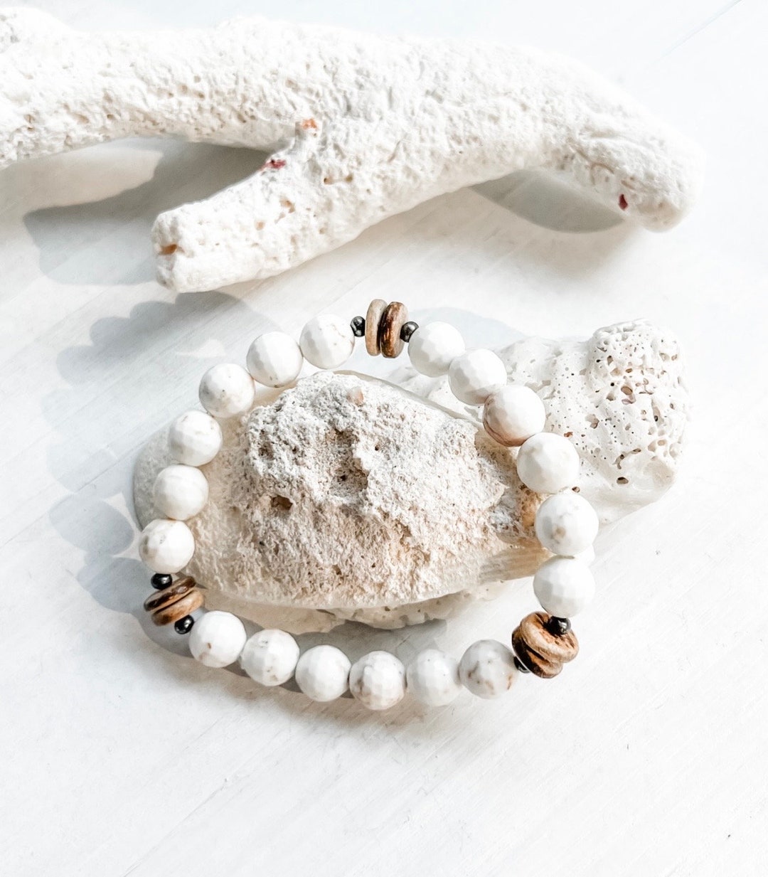 White Turquoise Bracelet With Coconut Shells/boho Bracelet/beachy Boho ...