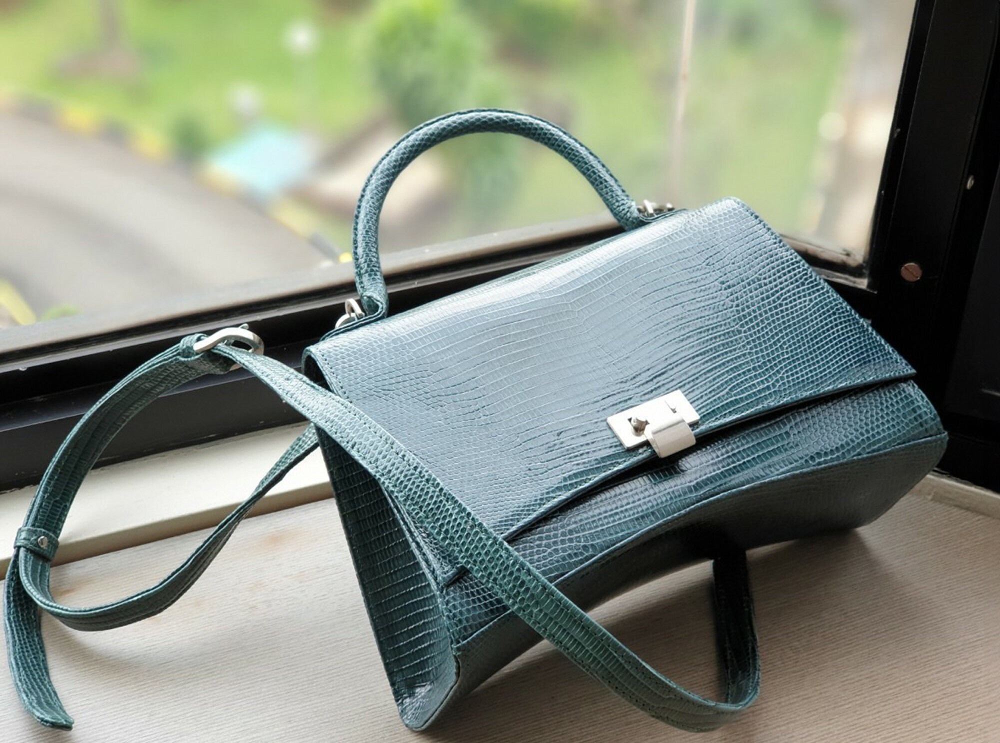 Iklim Handmade Real Lizard Skin Leather Hourglass Style Tote - Etsy