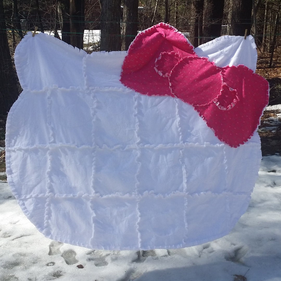 Hello Kitty Rag Quilt | Etsy