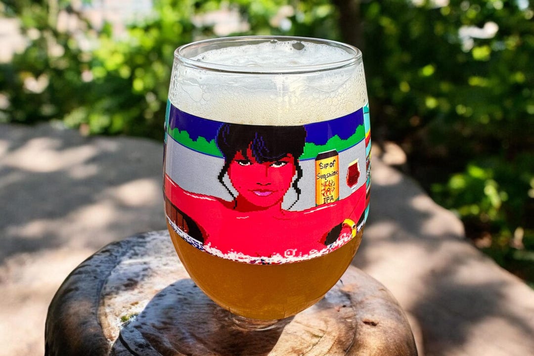Leisure Suit Larry Beer Glass – Retro Gamer Pint Tumbler, 80s 90s ...