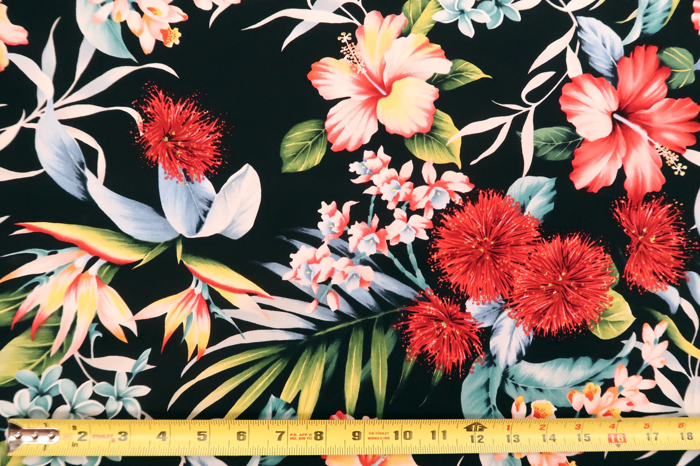 Red Ohia Lehua Flower Print Fabric White Hibiscus and Red | Etsy