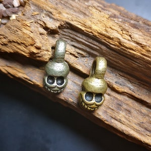 Gandhanra Handmade Skull Sitavana Shape Bead Counter Clip for Prayer ...