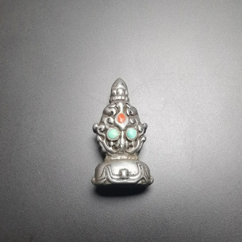 Gandhanra Antique Tibetan Buddhist Amulet,triratna,symbol of the Three ...