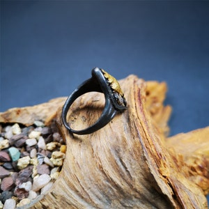 Gandhanra Unique Handcrafted Tibetan Buddhist Shankha Conch Ring,made ...