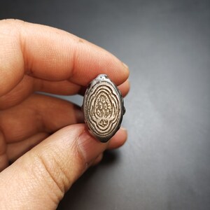 Gandhanra Antique Tibetan Buddhist Amulet,triratna,symbol of the Three ...