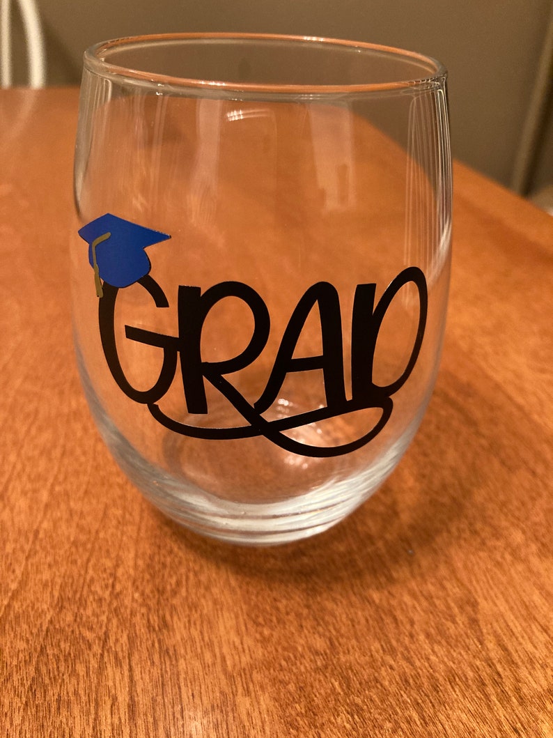 Grad Wine Glass/ Graduation/ Graduation Gift/ Stemless Wine - Etsy