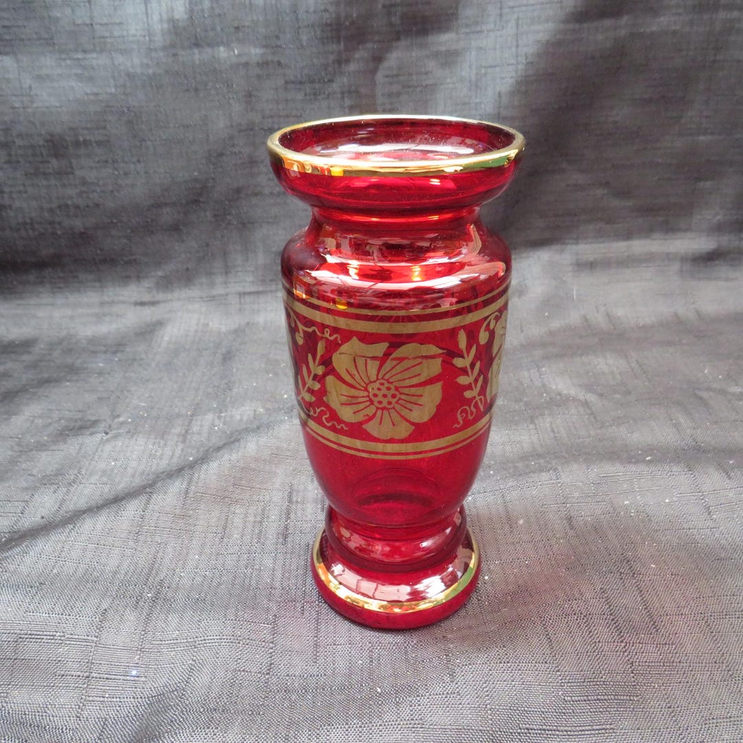Vintage Red Glass Vase - Etsy