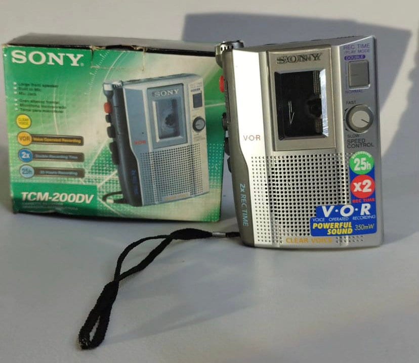 Sony Walkman TCM-200DV Vintage Cassette Player - Etsy