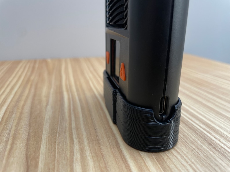 Mighty Plus Vaporizer Stand + Charging Dock | Custom Anti-tip Design ...