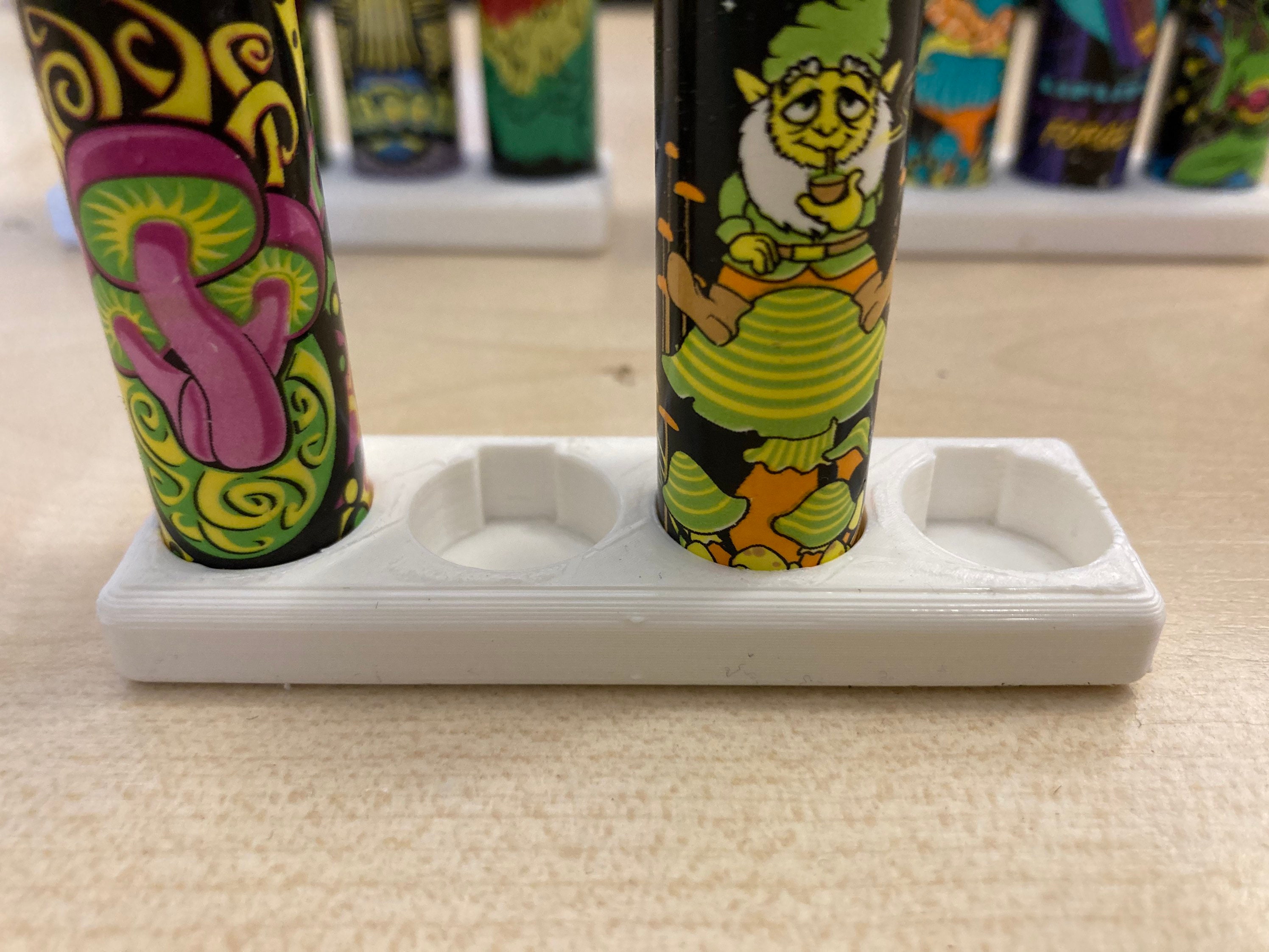 Clipper Lighters Stand, 3D Printed Clipper Lighters Display Stand, 4 Slots Easy-grab Lighter ...