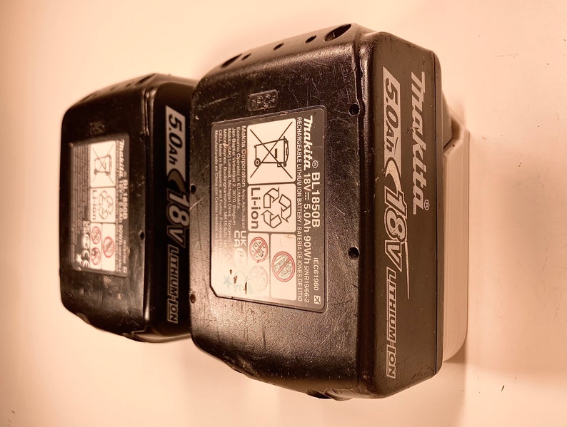 Makita Battery Wall Mount STL File for 3D Printing – Secure Battery ...