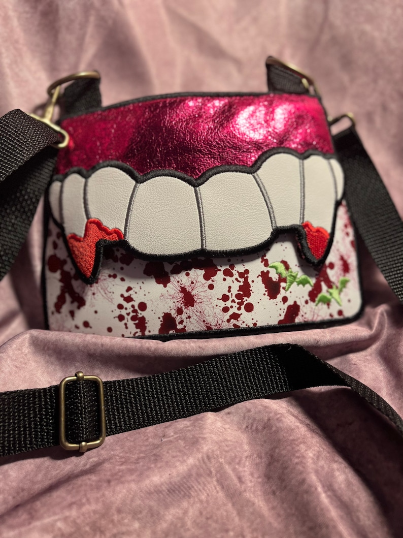 Vampire Fangs Crossbody Bag. Clutch Purse - Etsy