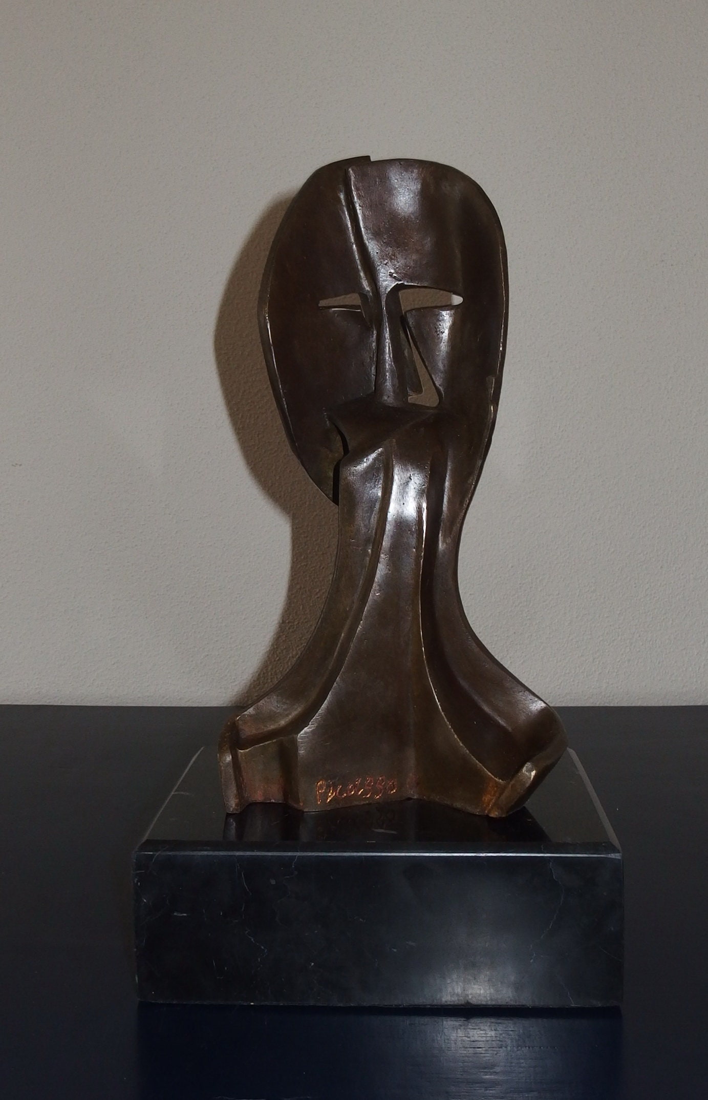 Offering Rare Cubist Bronze Sculpture – Bust of a Woman, Signed, Pablo ...